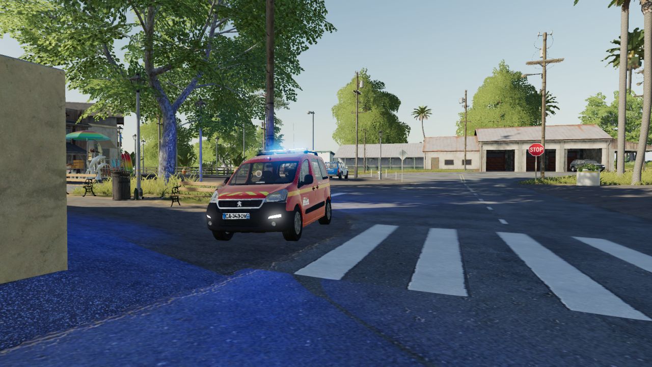 Peugeot Partner II 2015 (SDIS 33 commandopost) FS19 - KingMods