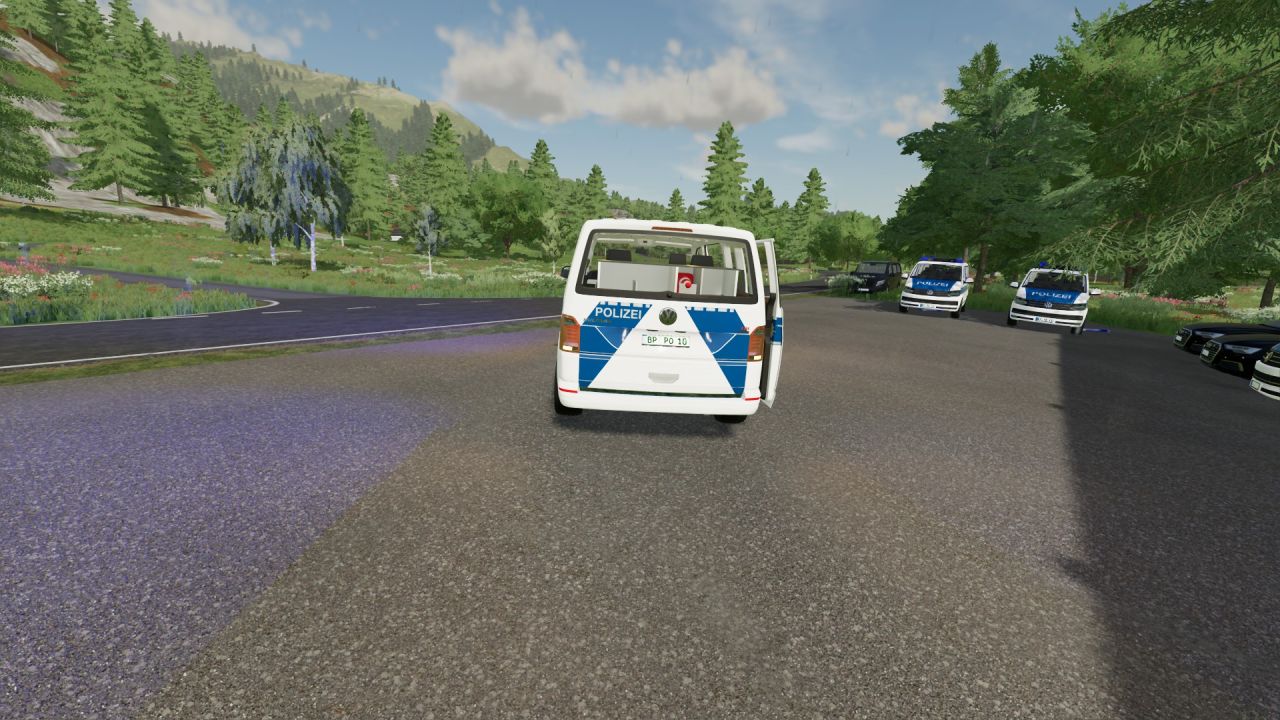 Volkswagen Federal Police Bus FS22 - KingMods